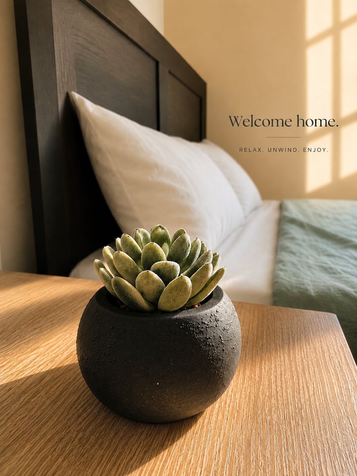 Comfortable Stay Near Ubco & Airport | Shared Bath - Kelowna