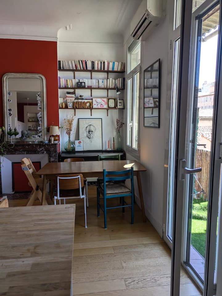 T3 Avec Balcon, Bien Situé, Calme Et Ensoleillé. - Marseille