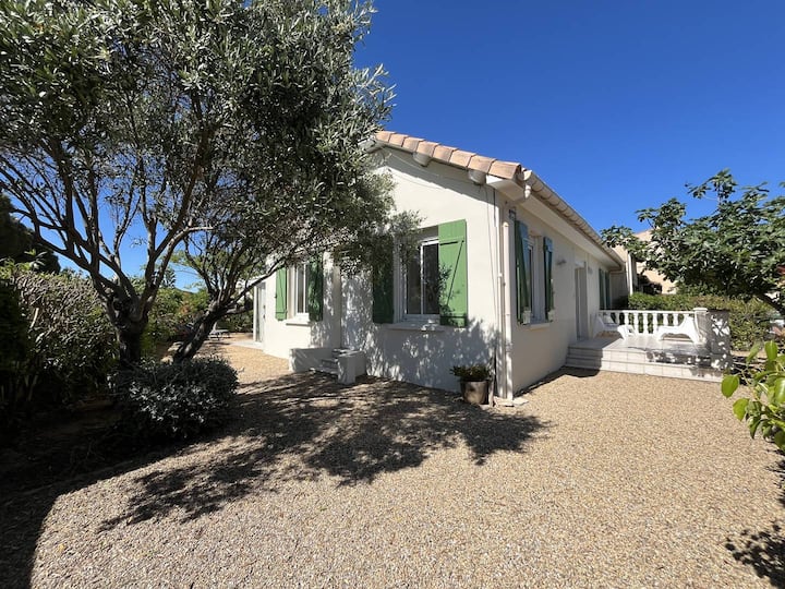 Belle Villa De Plain Pied, 4 Chambres, Wifi - Vias