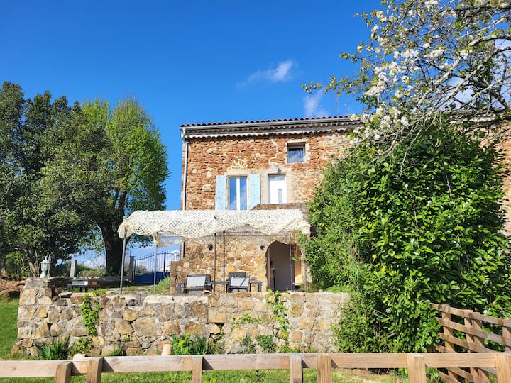 Gîte "Drobie" Avec Vue Sur Les Monts D'ardèche - Ardèche