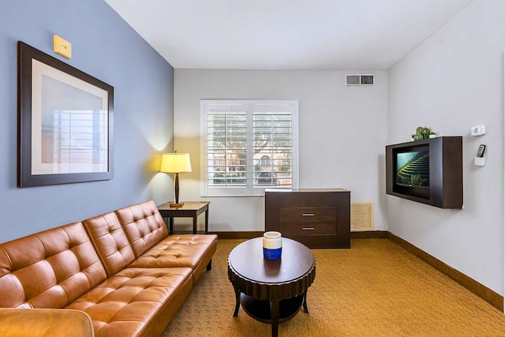 2 Queen Beds Condo Near Universal Studios W Pool - EDC Orlando
