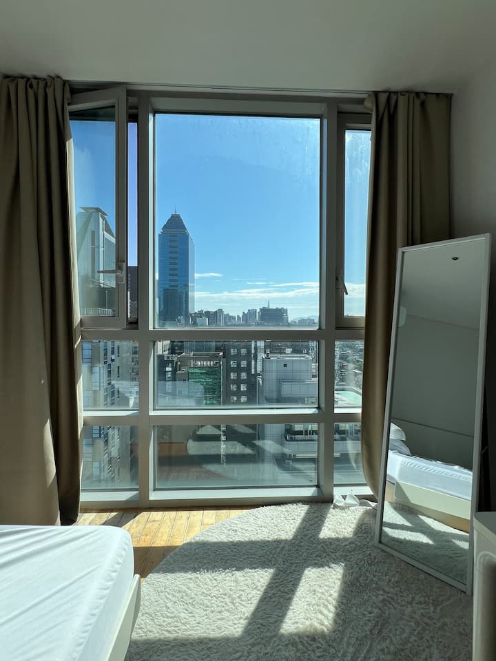 강남역 5분 거리 City View 넓은 아파트, Foreigner Friendly - Seúl