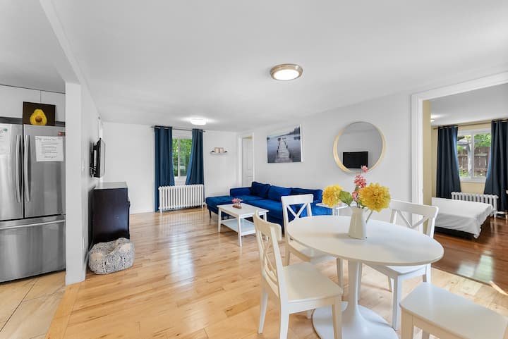 Cozy Family Retreat | Near Falls + Pet Friendly - Niagara Falls