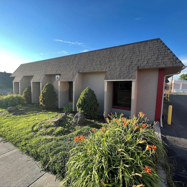 The“vault” Huge Open Floor Plan, Sleeps 18 - Ashton, ID