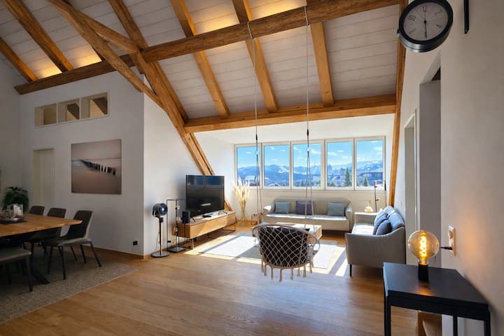 Central Stunning Lake And Alp View Loft - Spiez