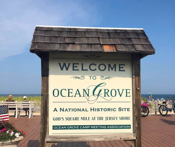 3 Blocks From The Beach! - Asbury Park, NJ
