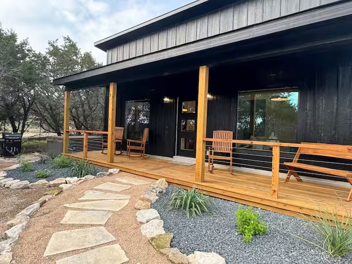 Luxe Lodge +2 Kings/pool/hot Tub - Canyon Lake, TX