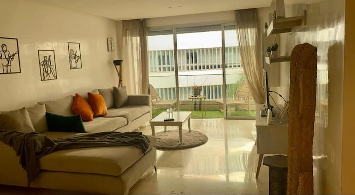 Cosy Appart ; Terrasse Et Parking ; Casablanca. - Casablanca, Maroc