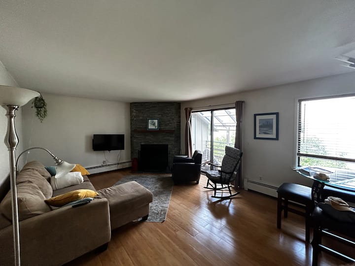 Cozy Corner Condo In Anchorage - Anchorage, AK