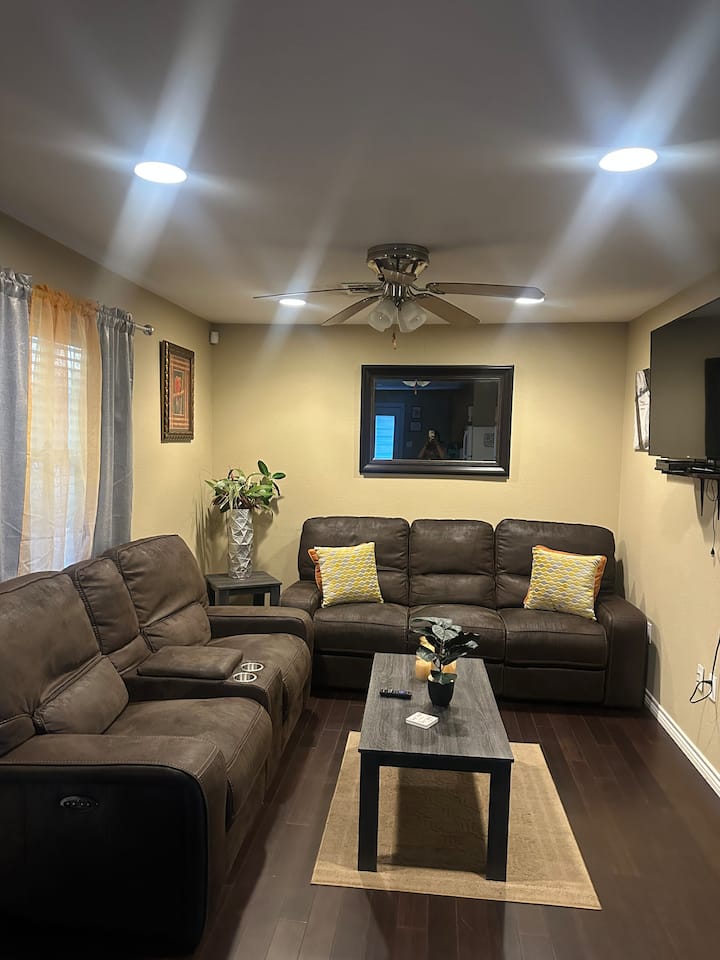 Clean Comfortable & Convenient - Lawton, OK