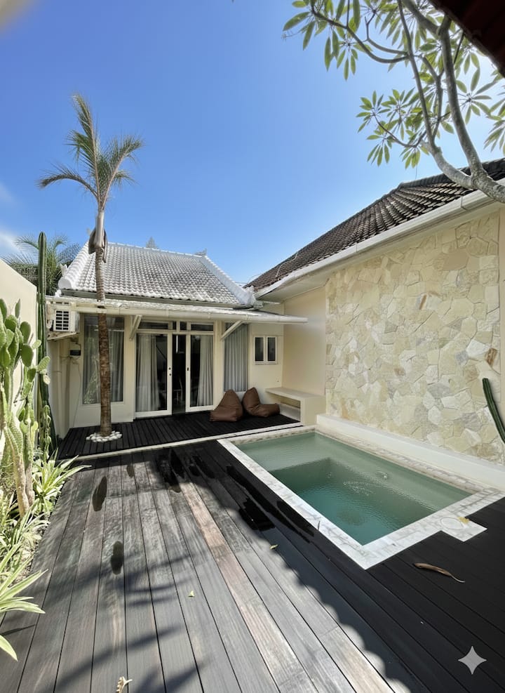 Private Beach Style Villa - Central Canggu - Canggu