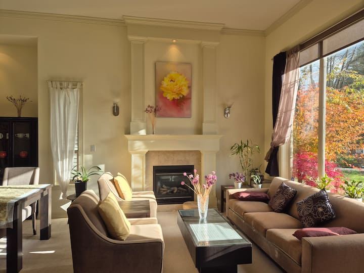 Meadow Ridge Haven-green Suite - Maple Ridge