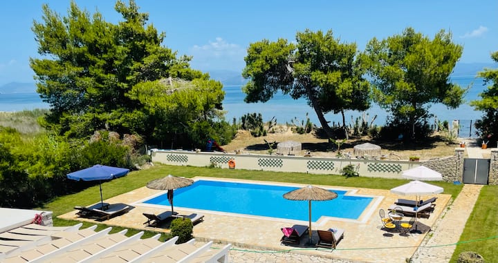 Dream Seaside Villa With Direct Beach Access - Grecja