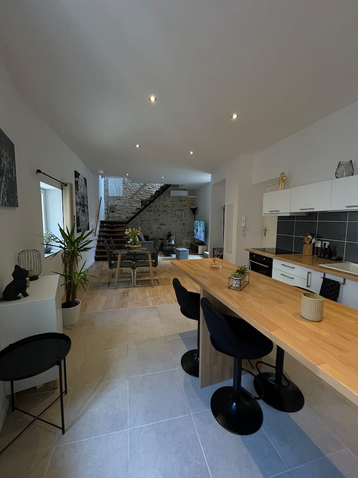 Appartement Dans Centre Historique - Mornas