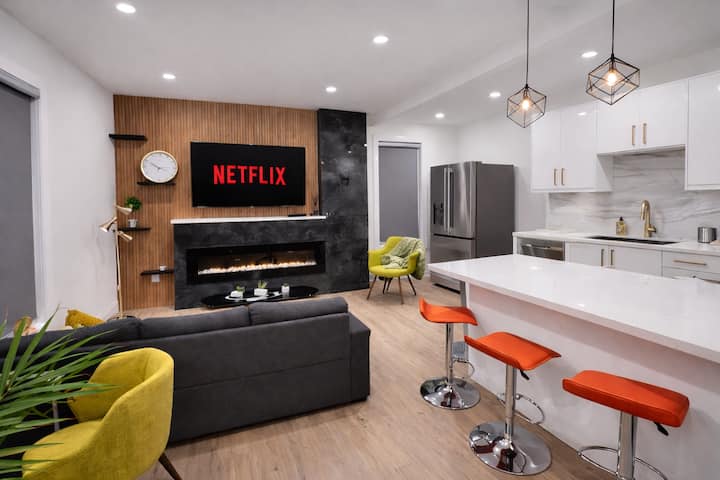 Newly Renovated Luxury 2 Bedroom Unit - Hamilton