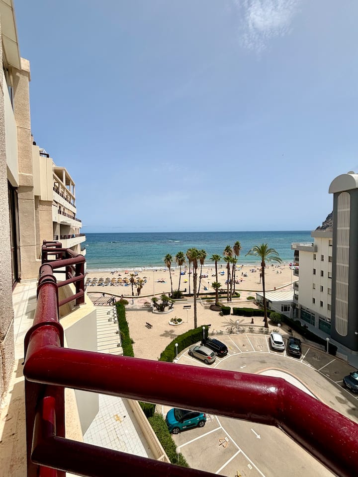Primera Línea, Aire Acondicionado, Playa Y Piscina - Calp
