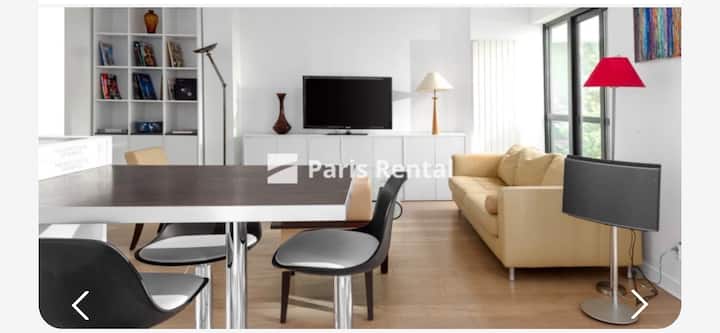 Rdc Sur Cour, Metro Dupleix - Villiers - Paris