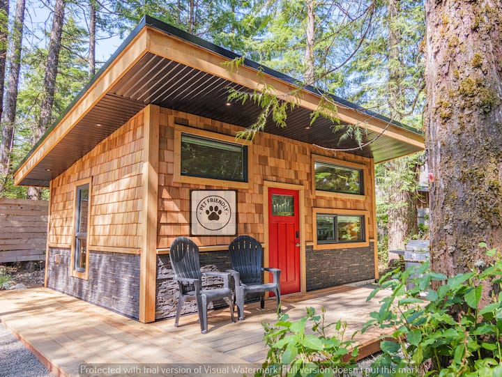#4 Cabin Couples King Bed Hottub - Ucluelet