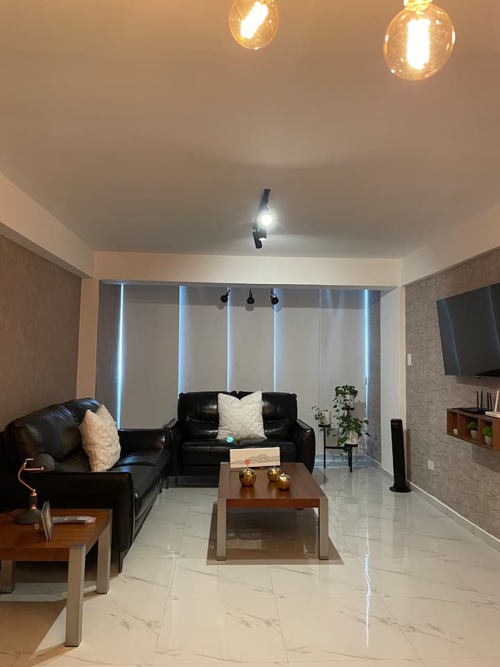 Hermoso Apartamento (Santa Paula) - Caracas