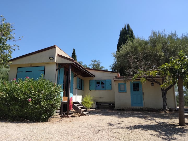 Calme, Vue Sur Collines Et Belle Piscine Commune ! - Vidauban