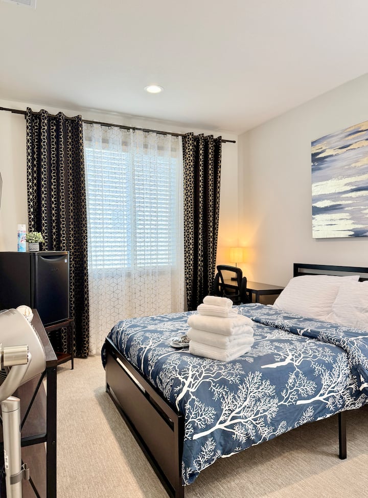 Diamond Private Rm/shared Bath - Moreno Valley, CA