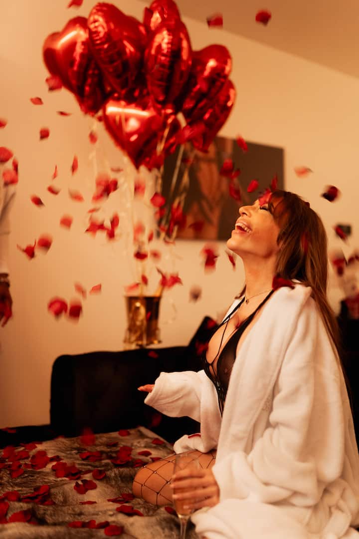 Romantic Couples Getaway With A Hot Tub - Kinky - Southampton