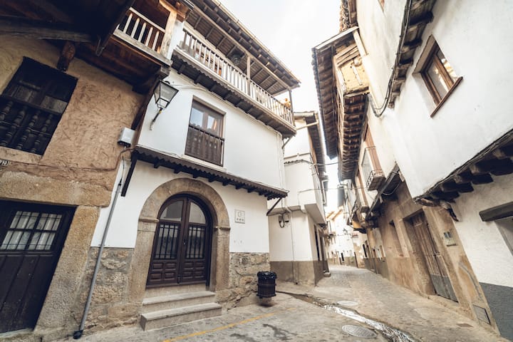 Cr C/real En La Vera De Cáceres (7-10p) - Villanueva de la Vera