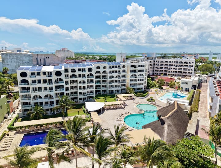 Zone Hôtelière - Studio 214 En Bord De Mer - Plage Et Piscines - Cancún