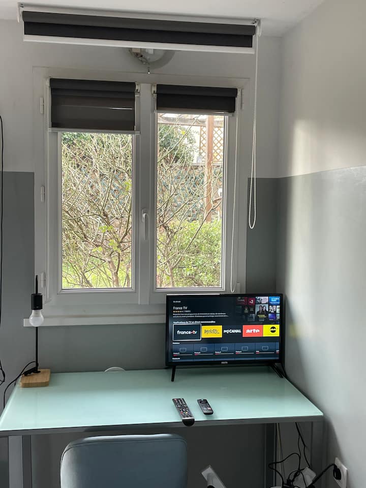 Studio Indépendant 5 Mn Rer B Orsay- Le Guichet - - Palaiseau