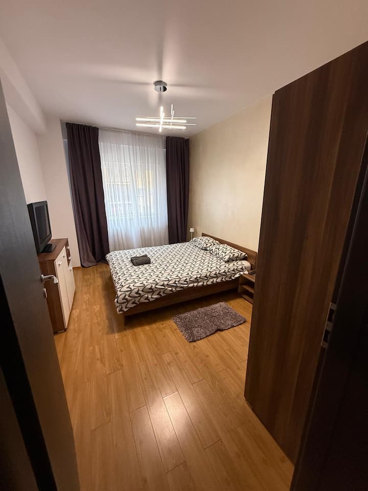Comfort Stay Apartment-free Parking & Wi-fi - Chiajna