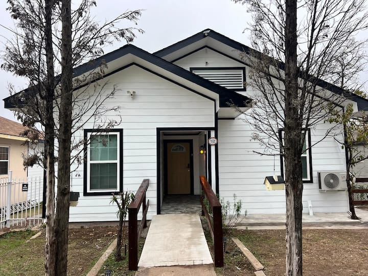 The Grandparents' House - 3br - Heart Of Dallas - Dallas, TX