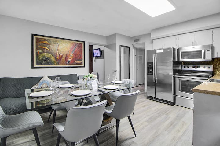 3 Bedroom Suite, Pool, Kitchen, Bbq - Dania Beach, FL