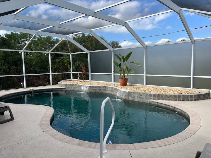 Home In Port Charlotte Private Heated Pool Nov-apr - Port Charlotte, FL