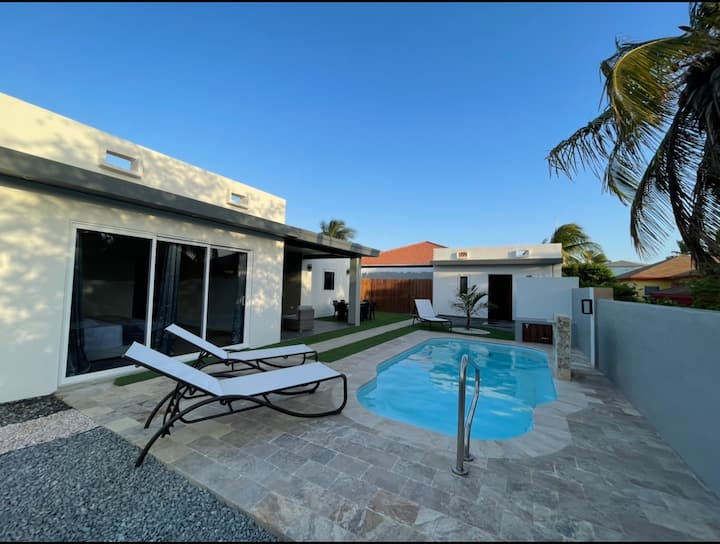 Villa En Santa Cruz - Aruba