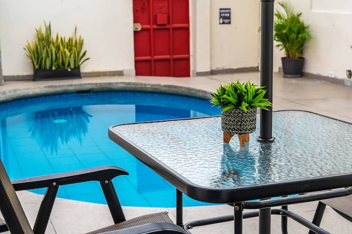 Family Suite With Private Pool! - 