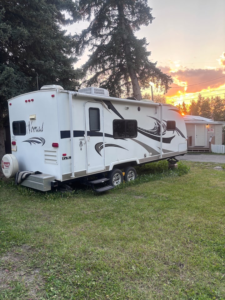 Eagle Family Holiday Travel Trailer In Hinton - Hinton, AB, Canada