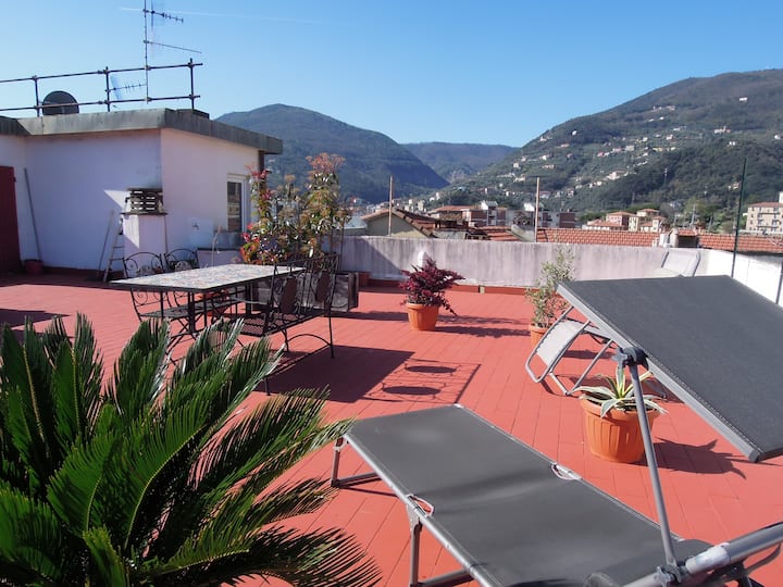 Mari Urbani "Frankie"- La Spezia Centrale Station - Riomaggiore