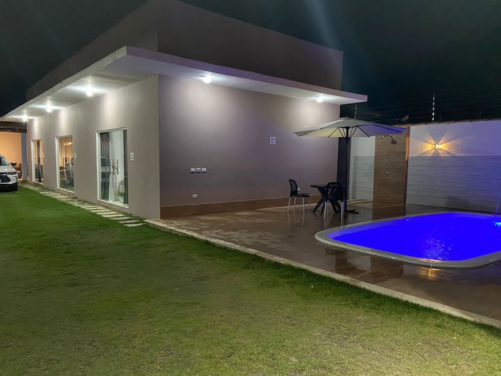 Casa Com 6 Suítes Para Até 18 Pessoas - Prado