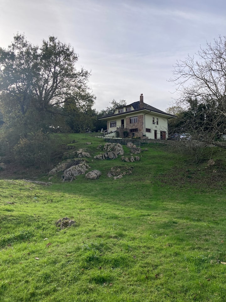 Casa El Hoyuco - Comillas