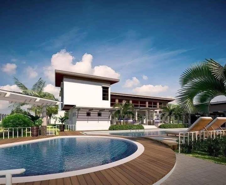 Family Staycation In Idesia | 2br W/ Pool Access - Dasmariñas