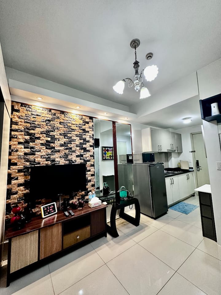 Jazz Residences Tower B
 Cbd Makati City Ph - Manila