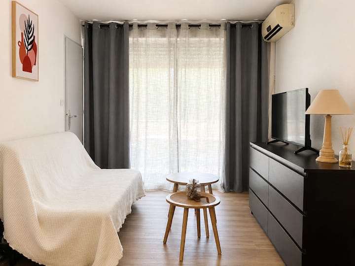 Joli T2 Cabine Rénové, Clim, Piscine, Parking - Sète