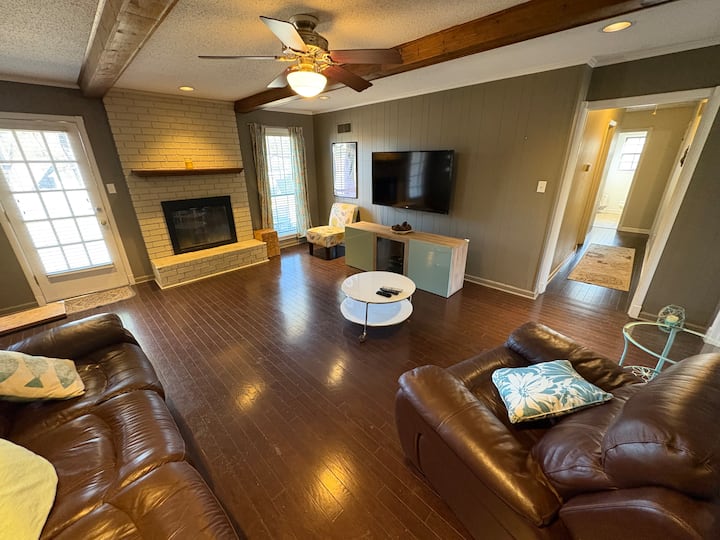 Home In Germantown - Germantown, TN