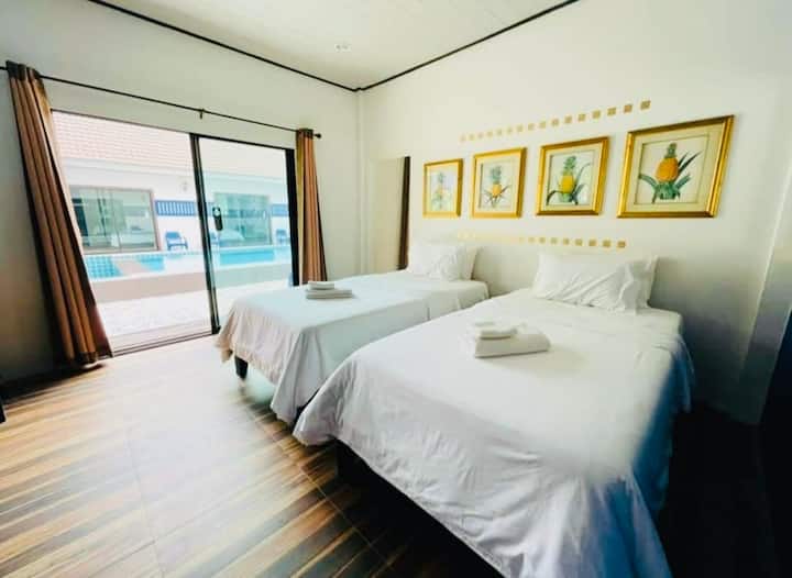 Nature Pool Villa River Front. - Mae On District