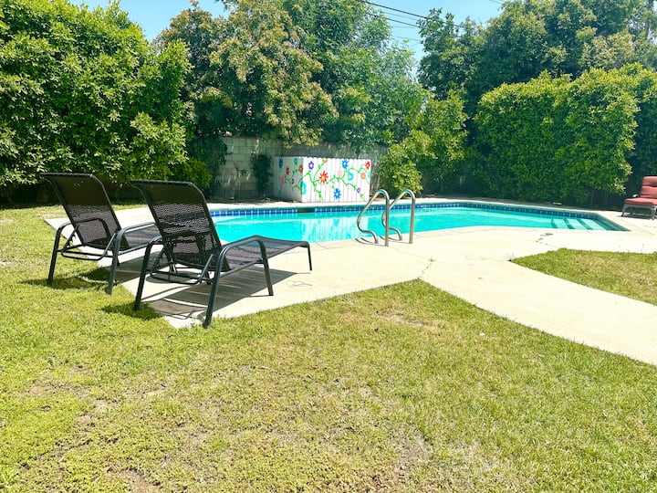 Casa Sol: A Central Oasis - Los Angeles, CA