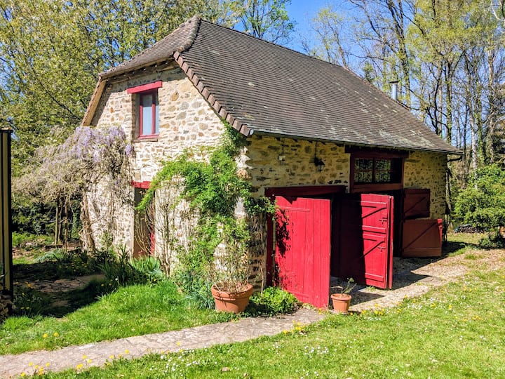 Gite La Fontaine Du Prêtre - Corrèze