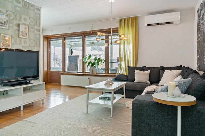 Centralt Belägen Villa I ÖJebyn, Nära Piteå - Piteå