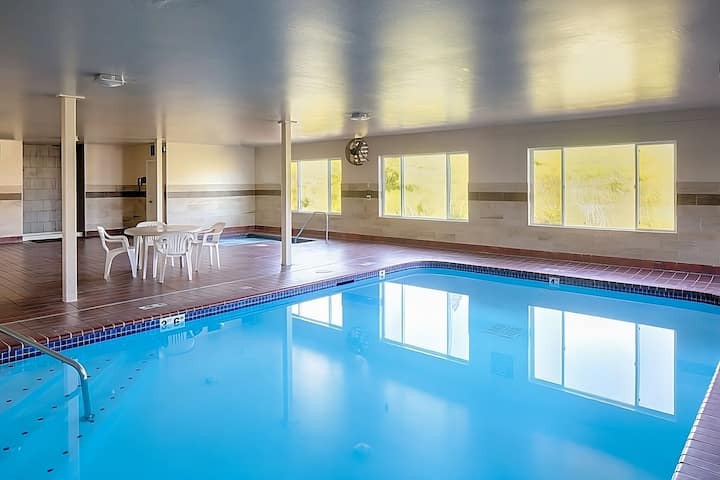 Pets Allowed! Unit In Red Lion Sequim, Pool - Sequim, WA