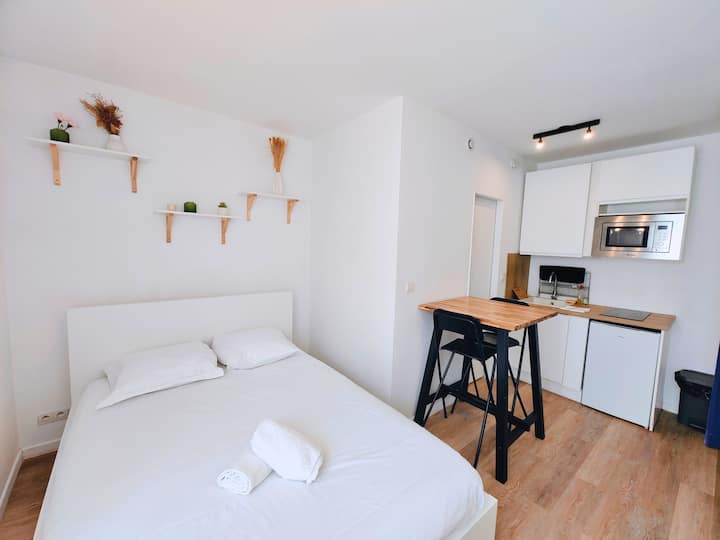 Studio Cosy Très Calme Proche Métro - Lille