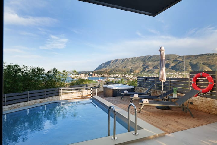 Thearia,seaview Maisonette Jacuzzi & Pool Private - La Canée
